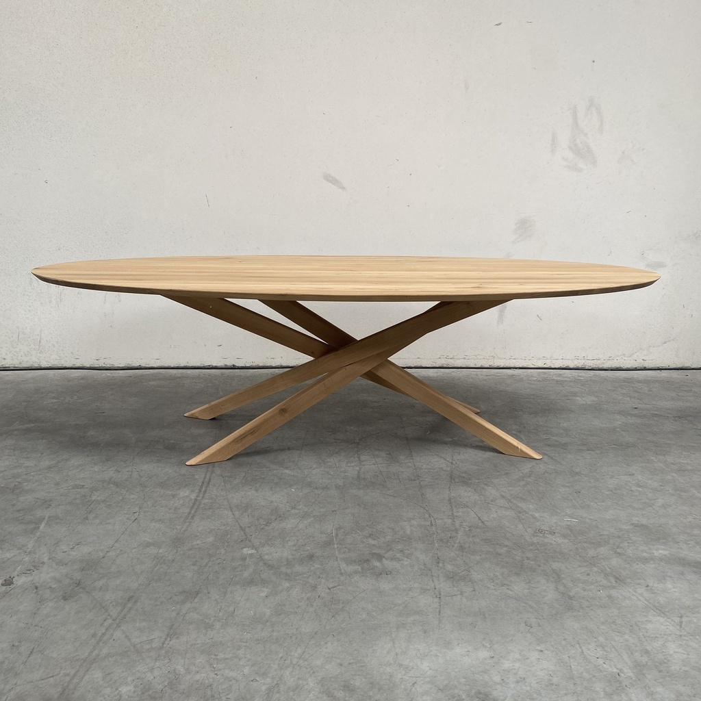 Mikado dining table | Re-loved